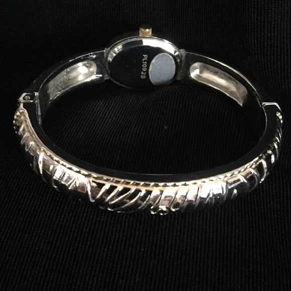PL | Accessories | Vintage Pl Womens Quartz Bangle Watch | Poshmark